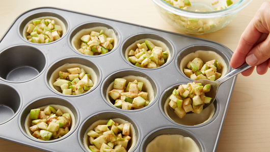 Mini Apple Pies – Oh My! – Welcome to Rosemarie's Kitchen